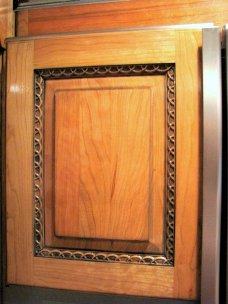 Wood carved cabinet door moulding - Half Rings